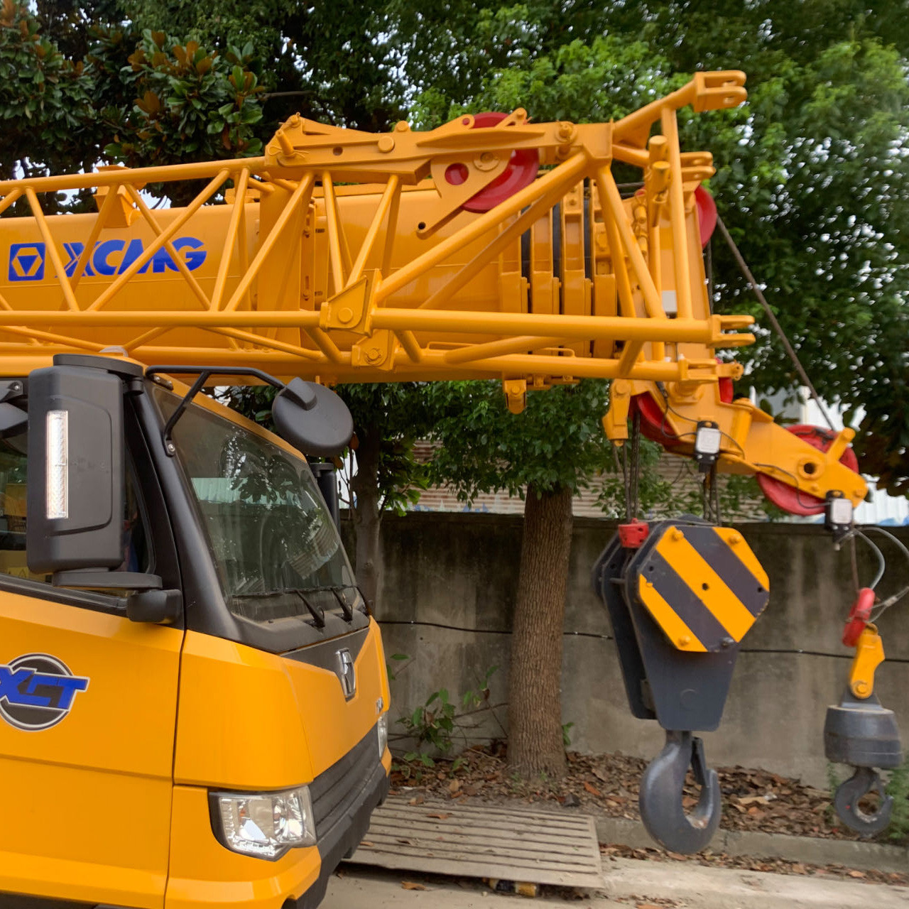 Low Noise 2nd Hand Excavators XCMG XCT25 75km/H Used Wheel Excavator